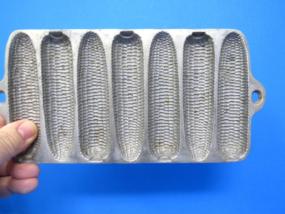 Corn Stick Pan - Vintage Wagner Ware Cast Iron Corn Stick Pan – Baking ...