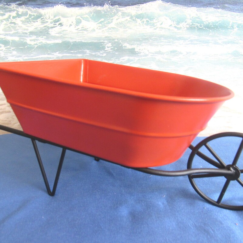 Wheelbarrow Planter - Etsy
