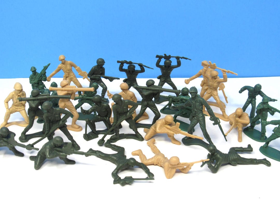 25pc Set Toy Soldier Bundle for Kids, Plastic Toy Military Soldiers ...