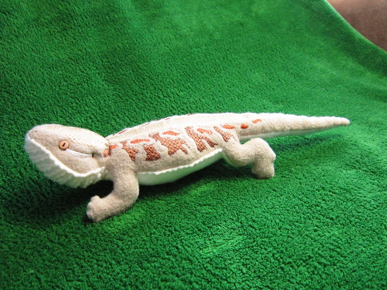Tan Very Detailed Stuffed Bearded Dragon Softy Low | Etsy