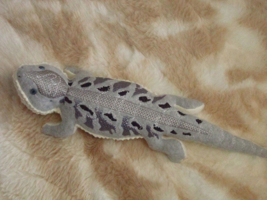 Gray Very Detailed Stuffed Bearded Dragon Softy, Low Maintainance, Best ...
