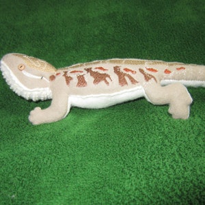 Tan Very Detailed Stuffed Bearded Dragon Softy, Low Maintainance, Best ...