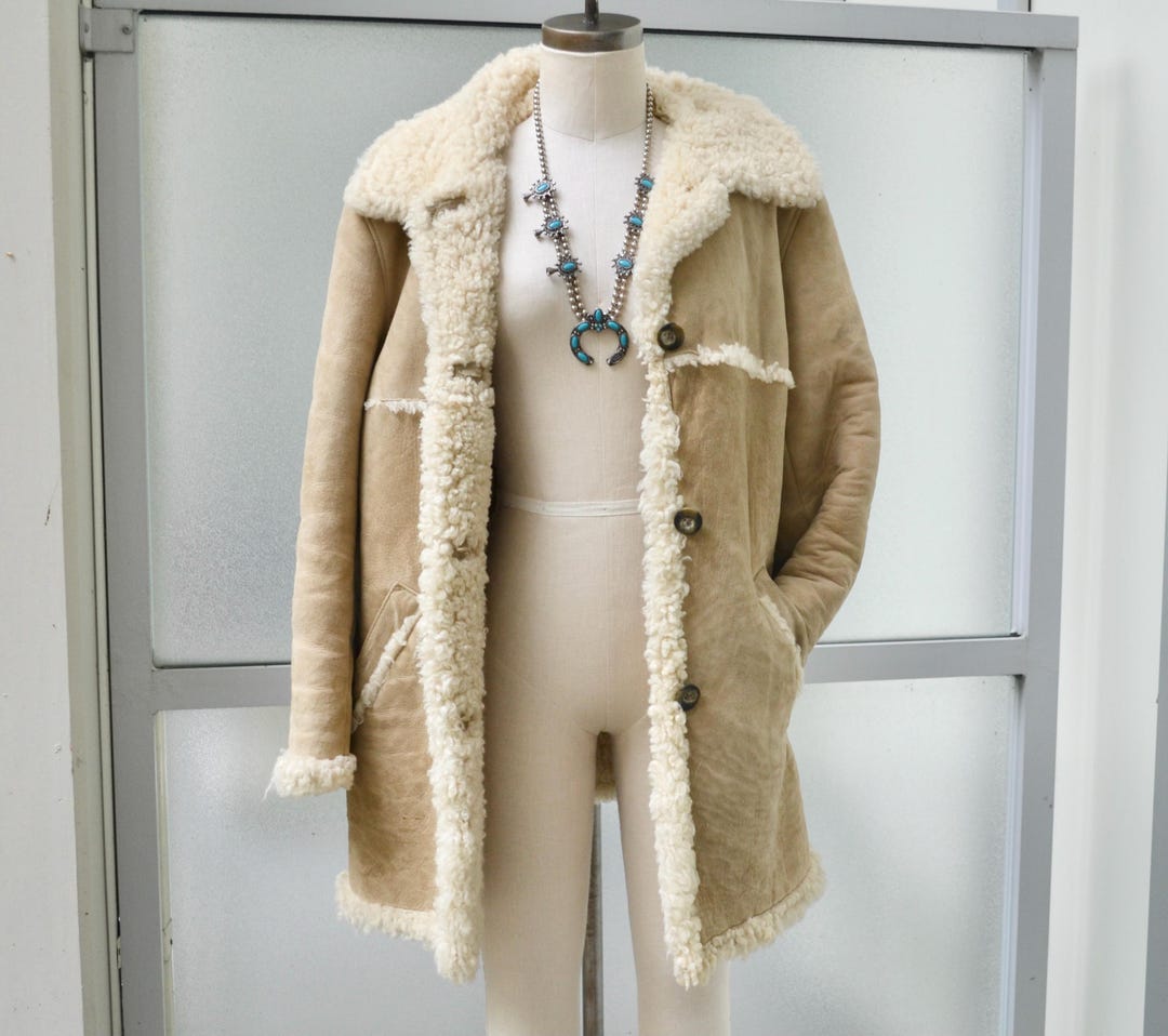 70s Lambskin Shearling Jacket / Vintage Fur Lined Coat / Size W Medium ...