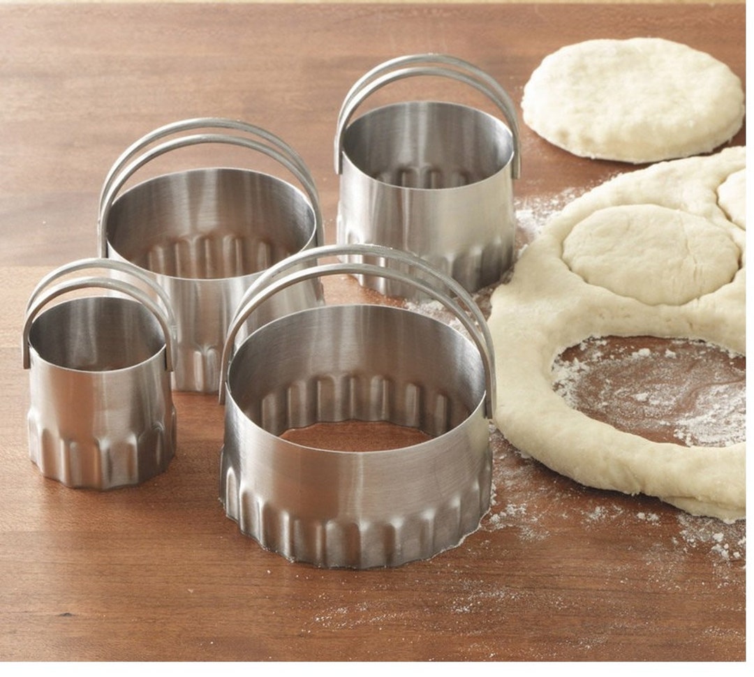 Stainless Steel Round Biscuit Cutters With Fluted Edge, 4 Piece Biscuit ...