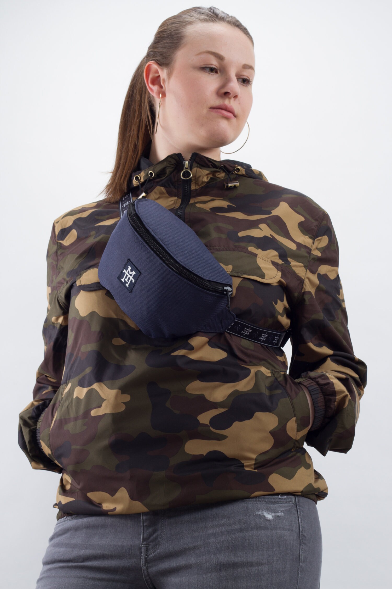 M13 Belt Bag Navy Gürteltasche, Bauchtasche mit Geheimfach, Brustbeutel ...