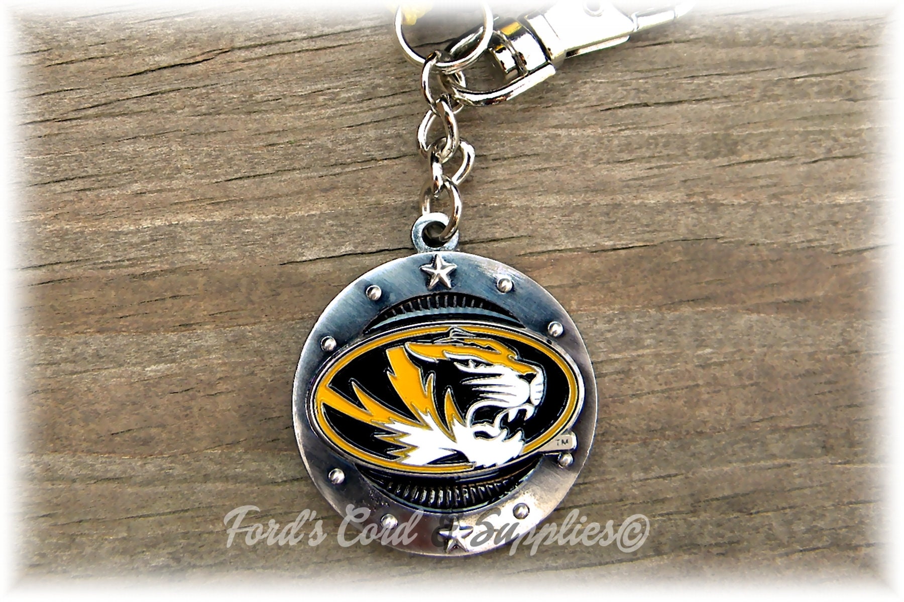 NCAA Collegiate Team Logo Key Fob Paracord Key Fob Keychain | Etsy