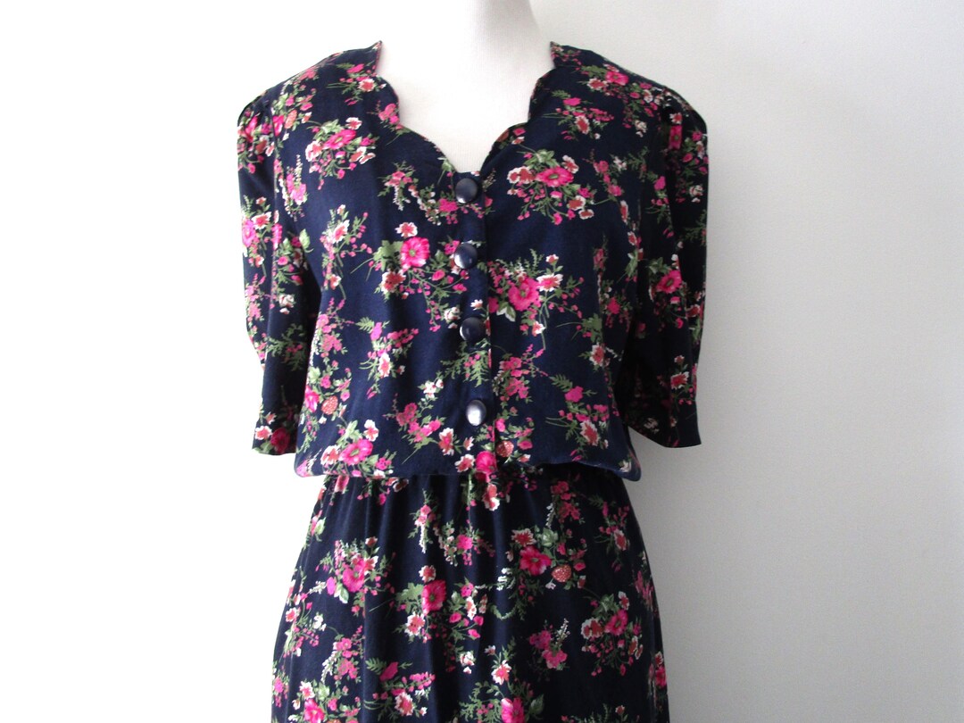 Romantic 80s Pellini Floral Dress Size Medium / Scallop V Neck Button ...
