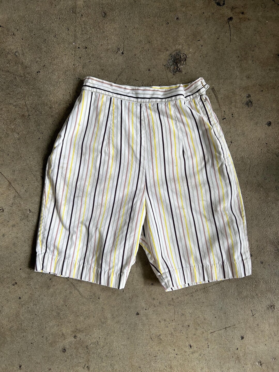 1950s Striped Cotton High Waisted Side Zip Shorts 26 - Etsy