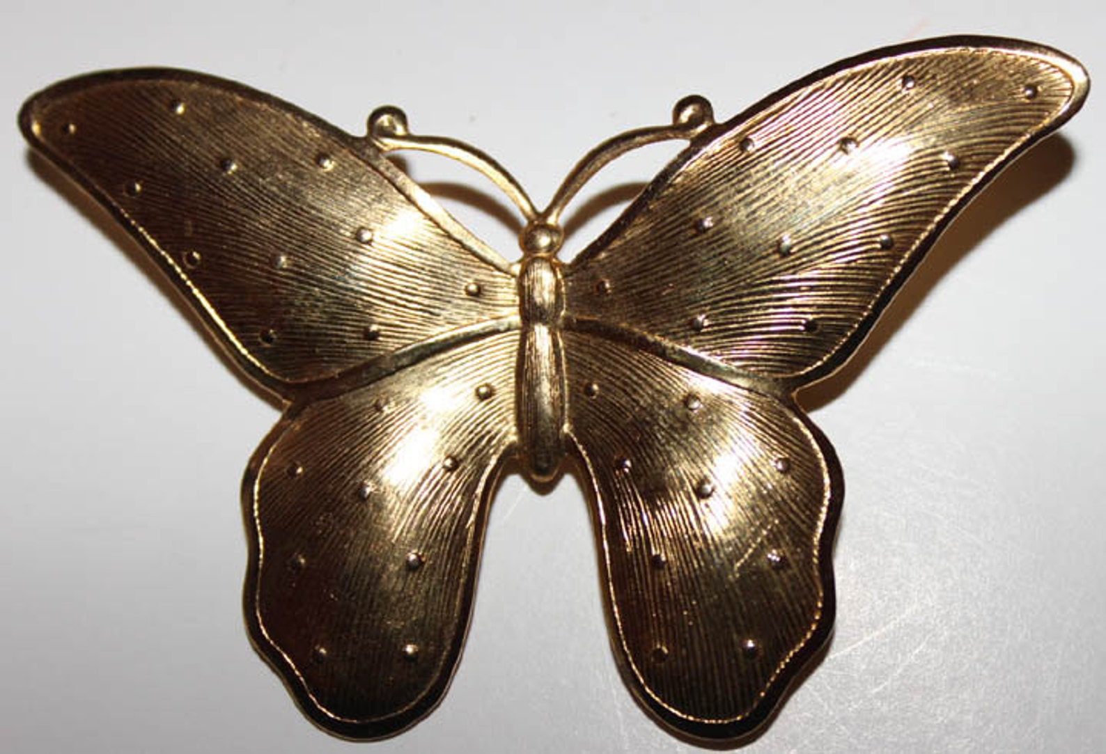 Vintage Gold Tone Butterfly Brooch - Etsy