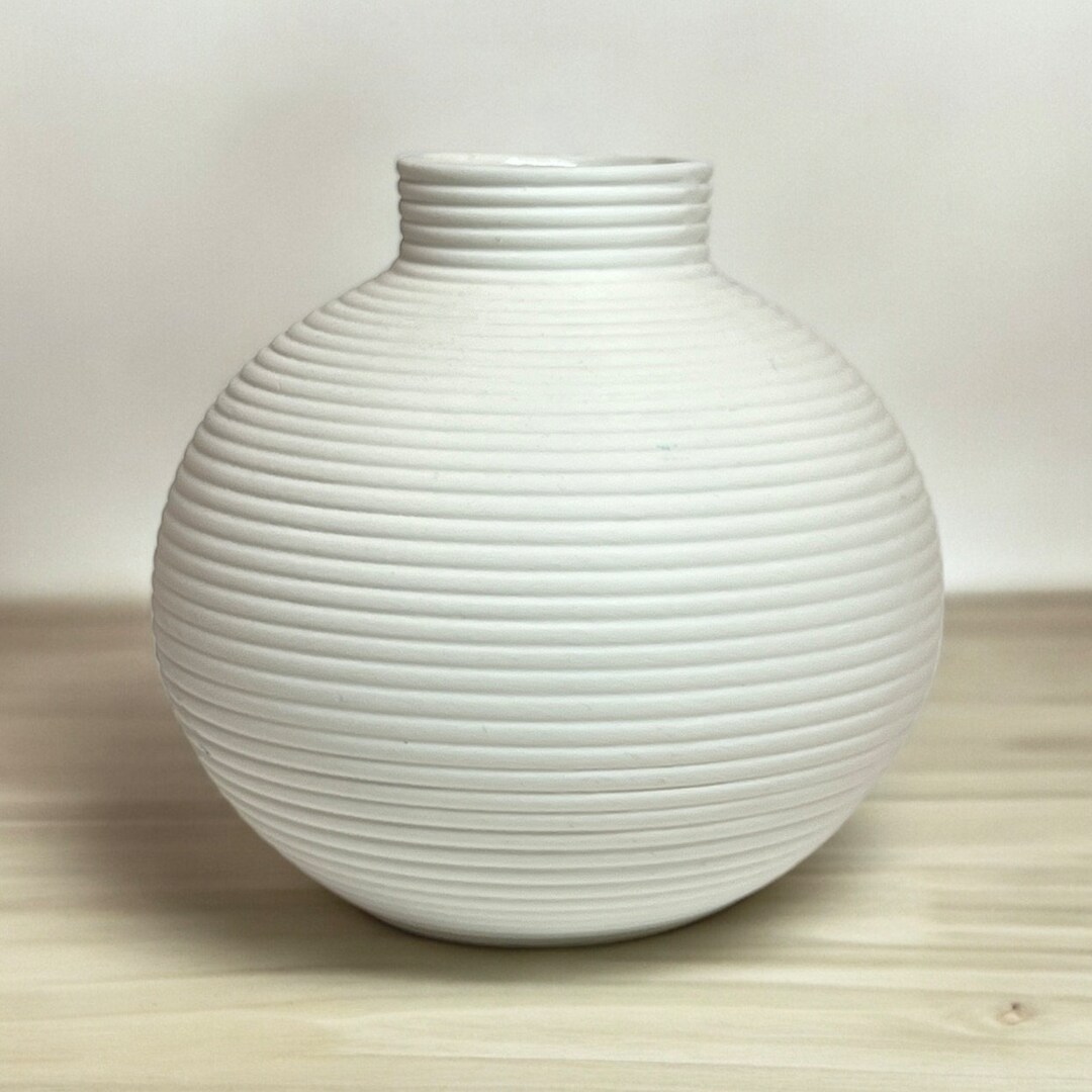 Vase, 5 White Ceramic Ribbed Vase. Contemporary Ribbed Vase. - Etsy