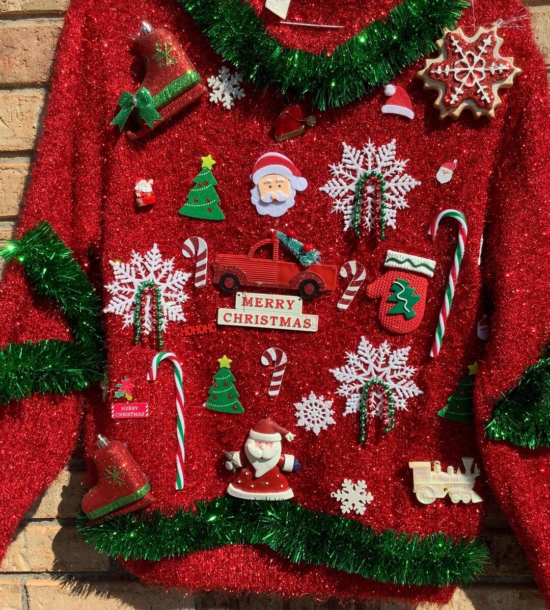Santa Overload Merry Christmas Red Green 6 Santa’s Shiny Glittery Size ...