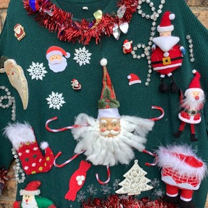 Winner Winner Santa Explosion,10 Santa’s Festive Shiny Tacky Funny Red ...