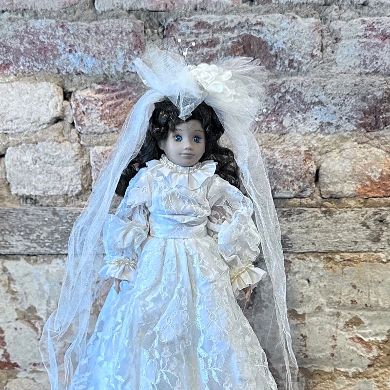 Vintage Bride Doll - Etsy