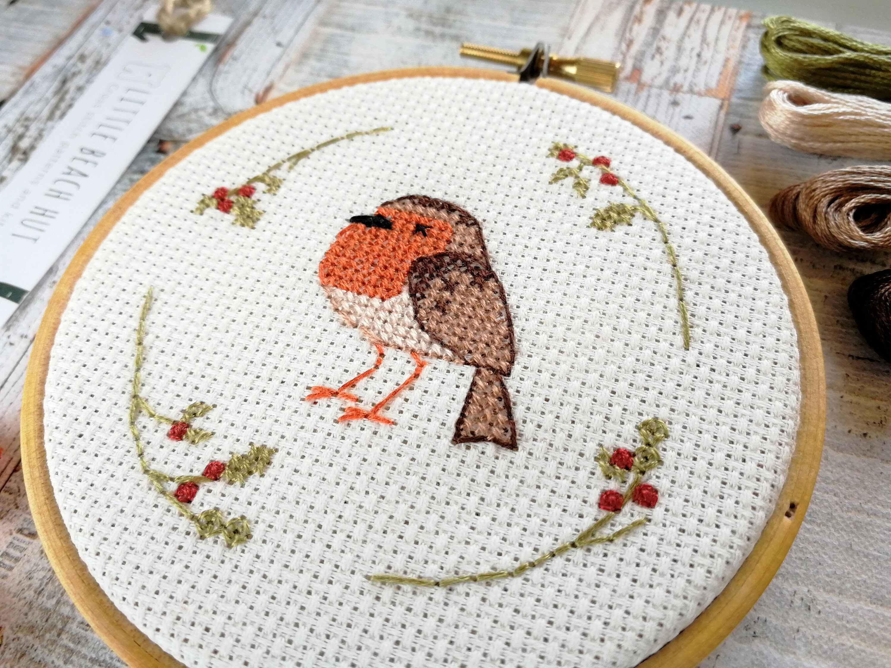 Little robin cross stitch pattern embroidery pattern bird | Etsy