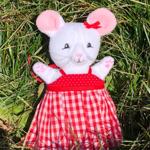 ITH Strawberry Field Mouse Plushie Embroidery Design File for Use With ...