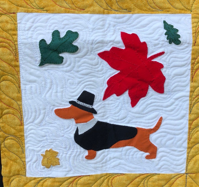 Dachshund Quilt Sewing Pattern Raw Edge Fusible Applique - Etsy
