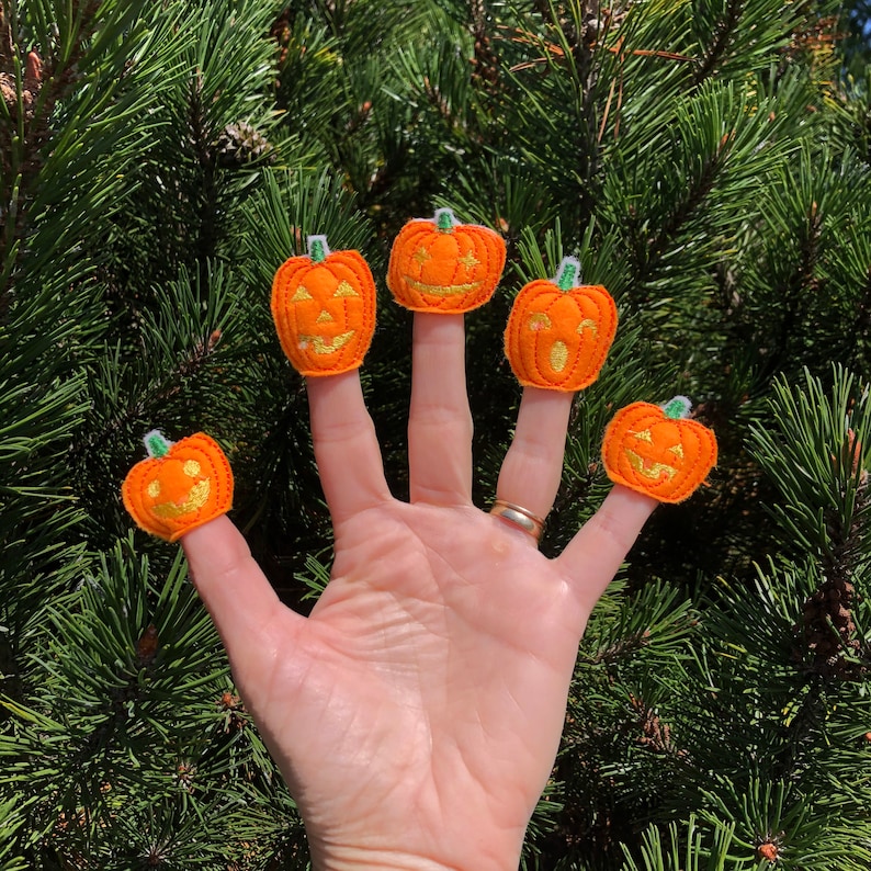 ITH Pumpkin Finger Puppets set of 5 embroidery design file for | Etsy