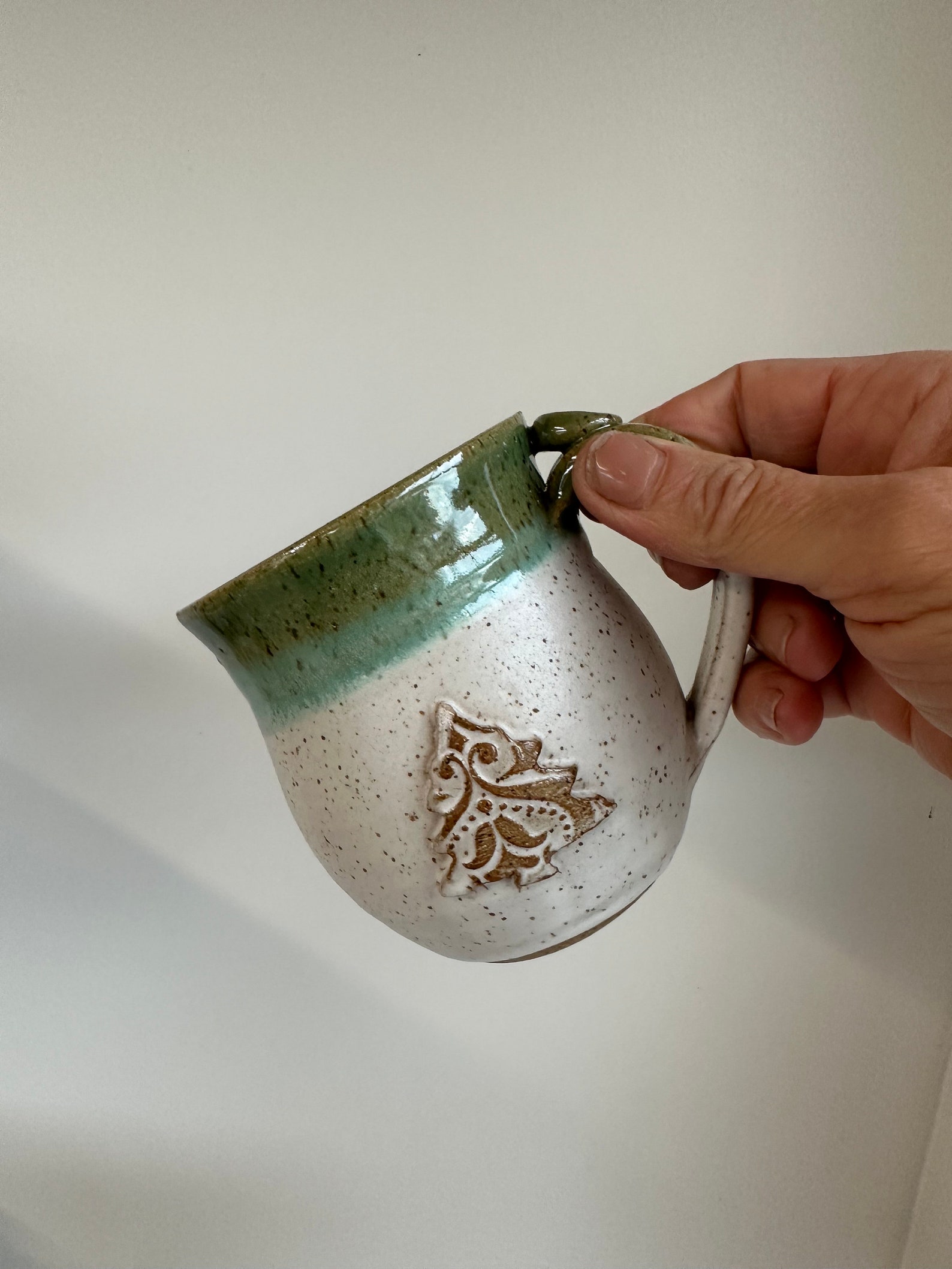Winter Pottery Coffee Mug With Small Tree Decoration Hot Chocolate Cup ...