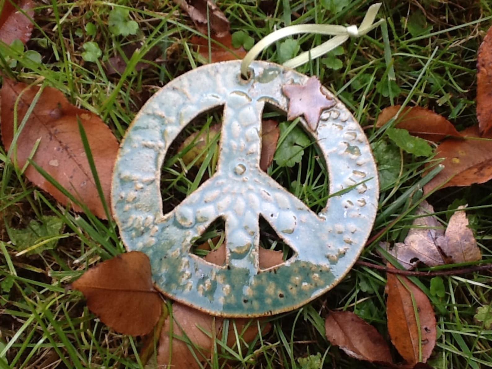 Christmas Holiday Ornament: Peace Sign - Etsy