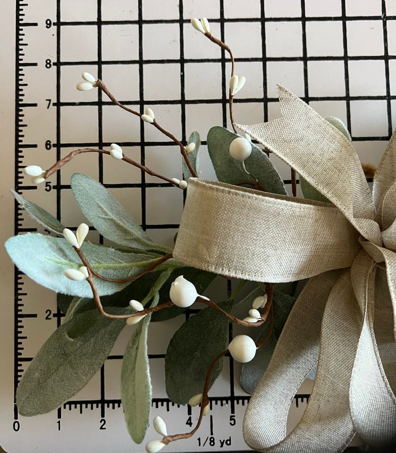 Small Farmhouse Swag / Spring Swag / White Berry Swag / Dough - Etsy