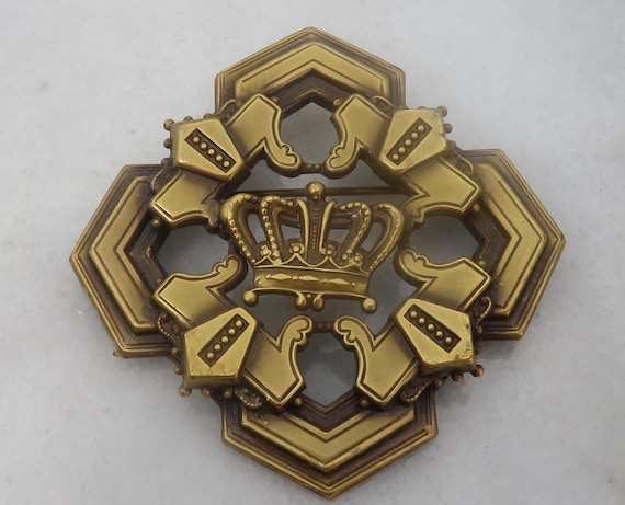 Rare Vintage Joseff of Hollywood Crown Brooch Pin. - Gem
