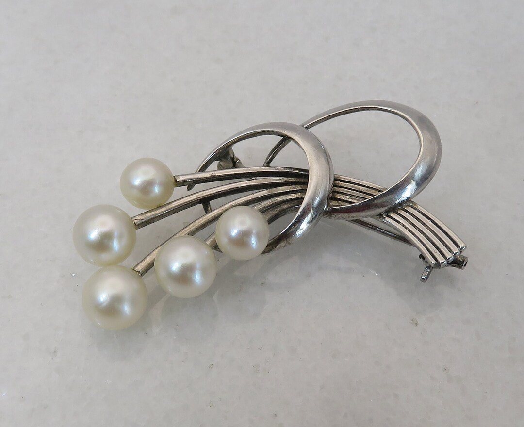 Vintage Sterling Mikimoto Pearl Brooch Pin. - Etsy