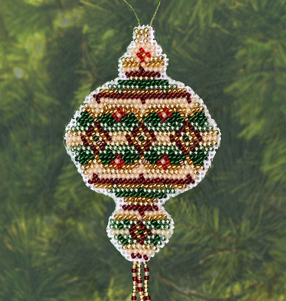 Holiday bead crafts store