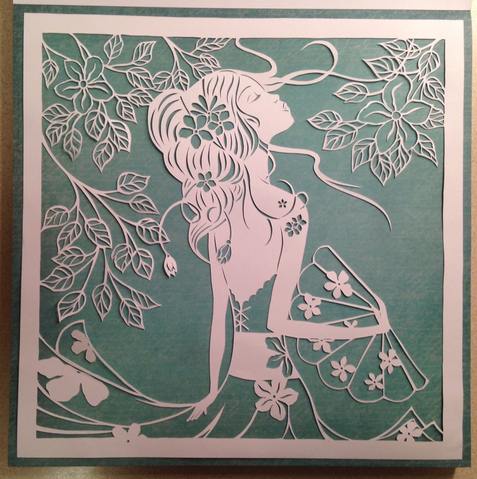 Original Paper Cut. Beautiful Girl With Fen - Etsy