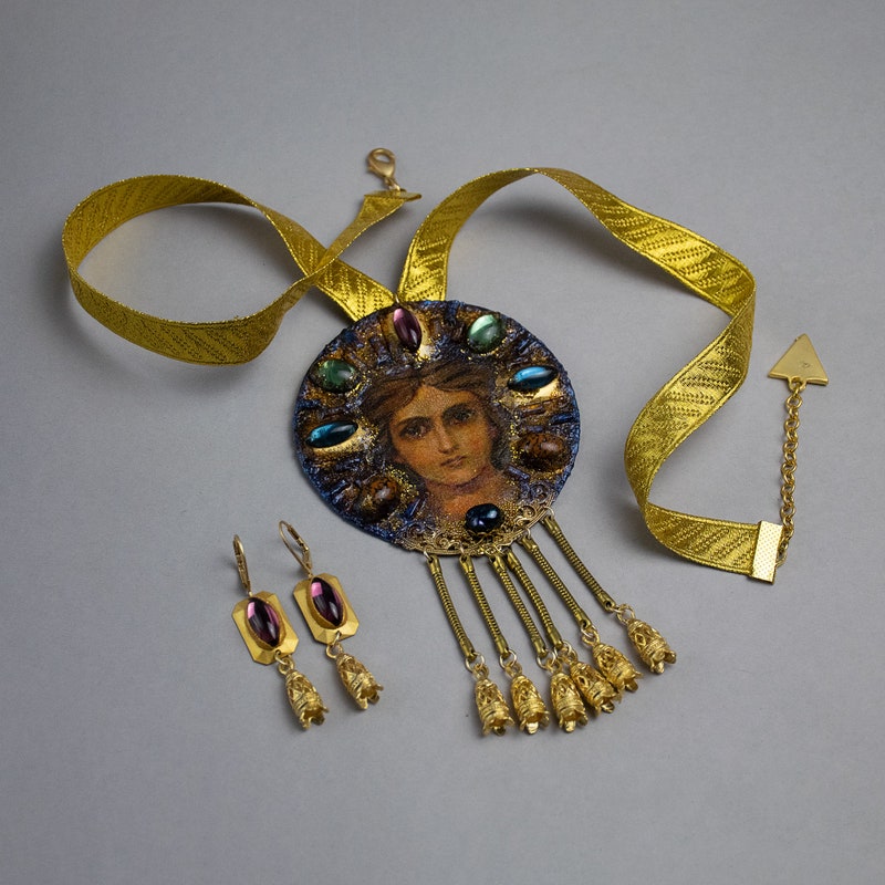 Ravenna Costume - Etsy