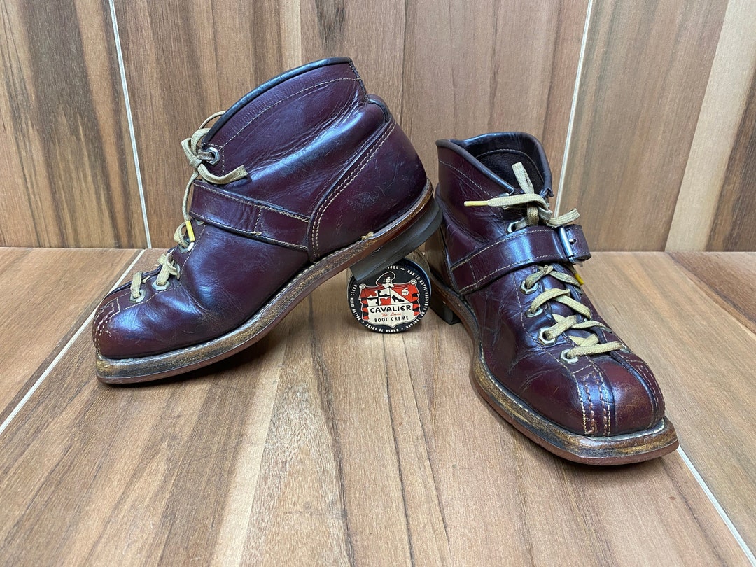Vtg Original Chippewa Leather Ski Boots Circa 1930s or 1940s Vtg Original Chippewa Leather Ski Boots Circa 1930s or 1940s