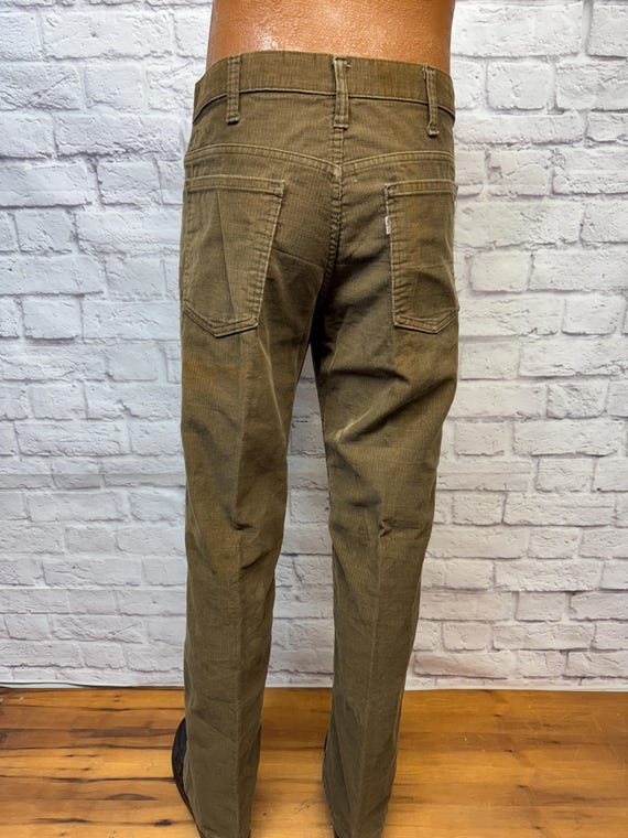 80's Levi's 519 33x30 brown corduroy jeans pants mad… - Gem