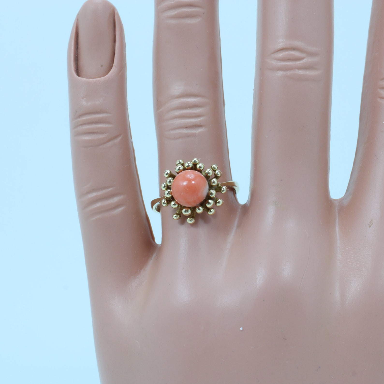 Vintage Coral Ring 14k Gold by Siffari - Etsy