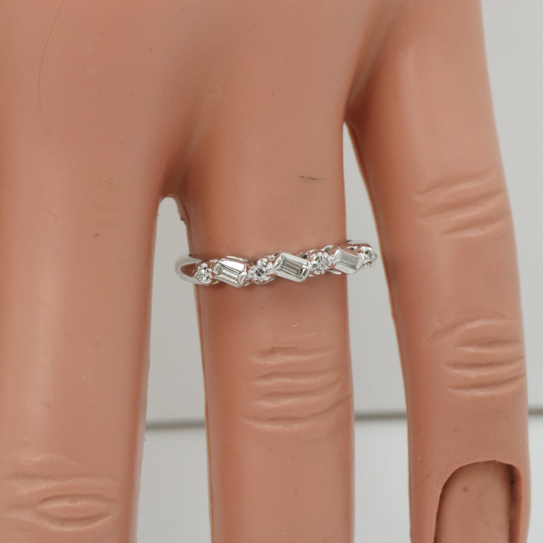 Vintage 14k White Gold Diamond Ring Stacking Ring Size 4 - Etsy