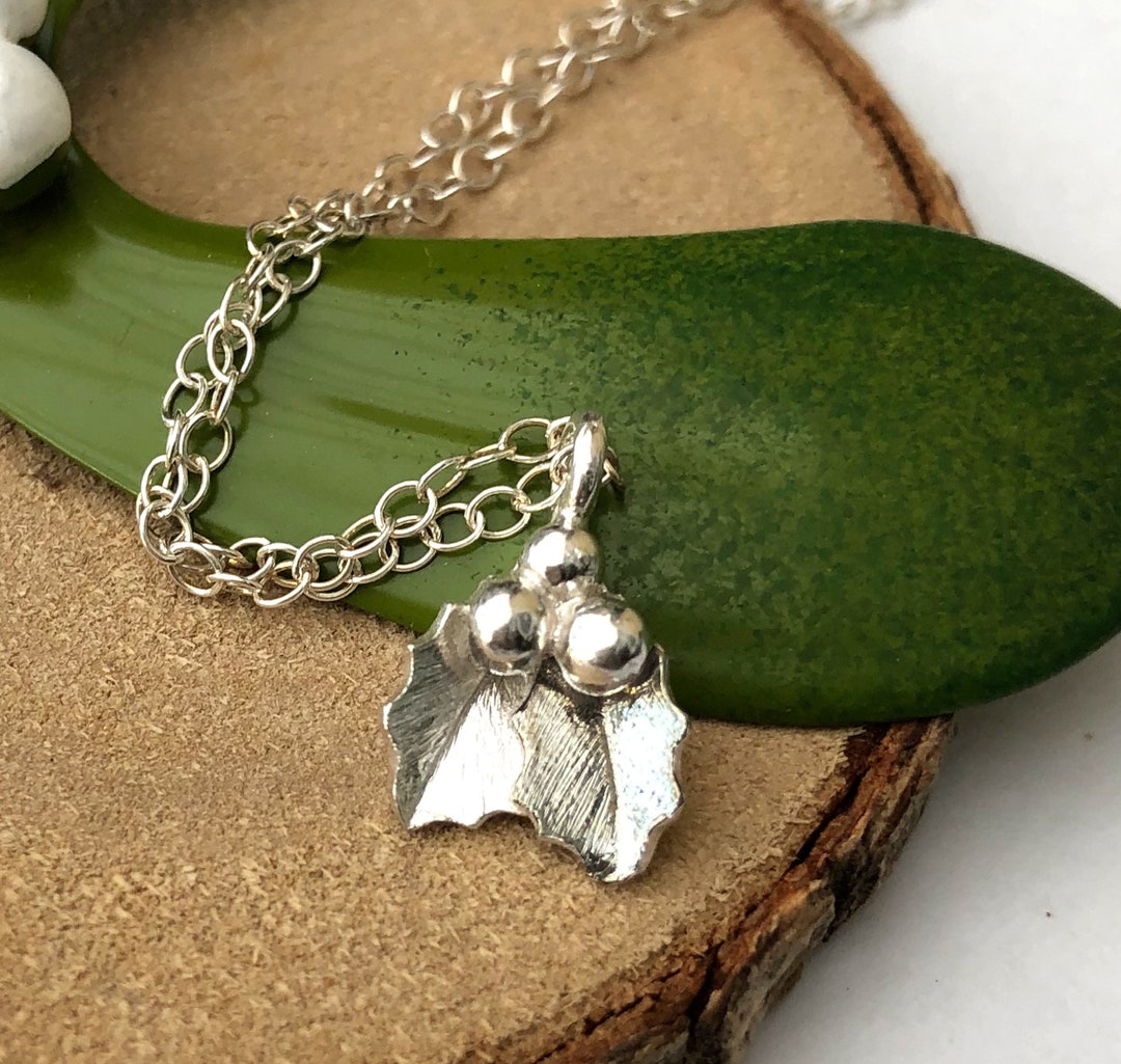 Sterling Silver Dainty Holly Necklace, Nature Inspired Necklace ...