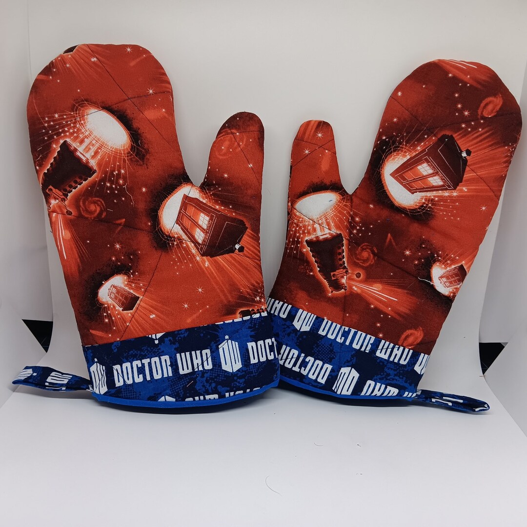 Doctor Who Oven Mitt Set FREE SHIPPING - Etsy
