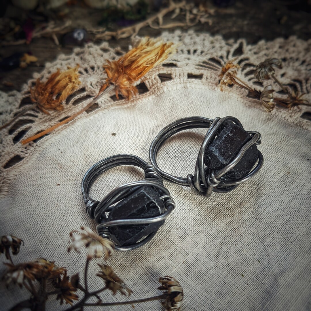 Black Tourmaline Tower Ring nu Goth goth Ring statement Ring black ...