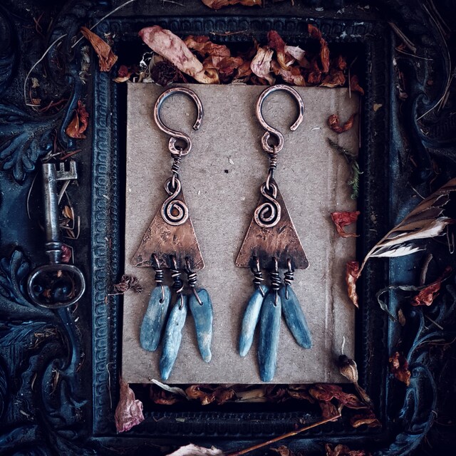 BoneDustTower - Etsy Canada