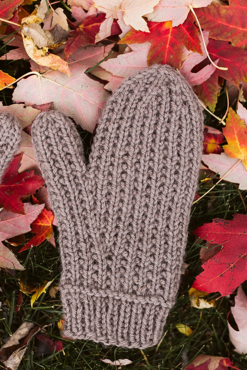 KNITTING PATTERN // Seeded Rib Mittens // Men & Womens Knitted Mittens ...