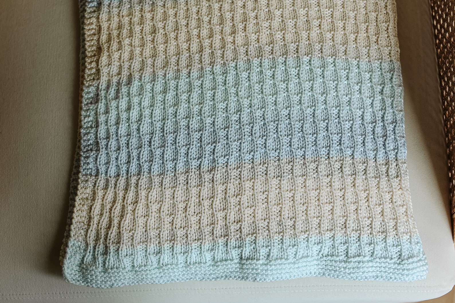 Beginner Wavy Rib Baby Blanket Knitting Pattern / Simple & Easy Knit ...