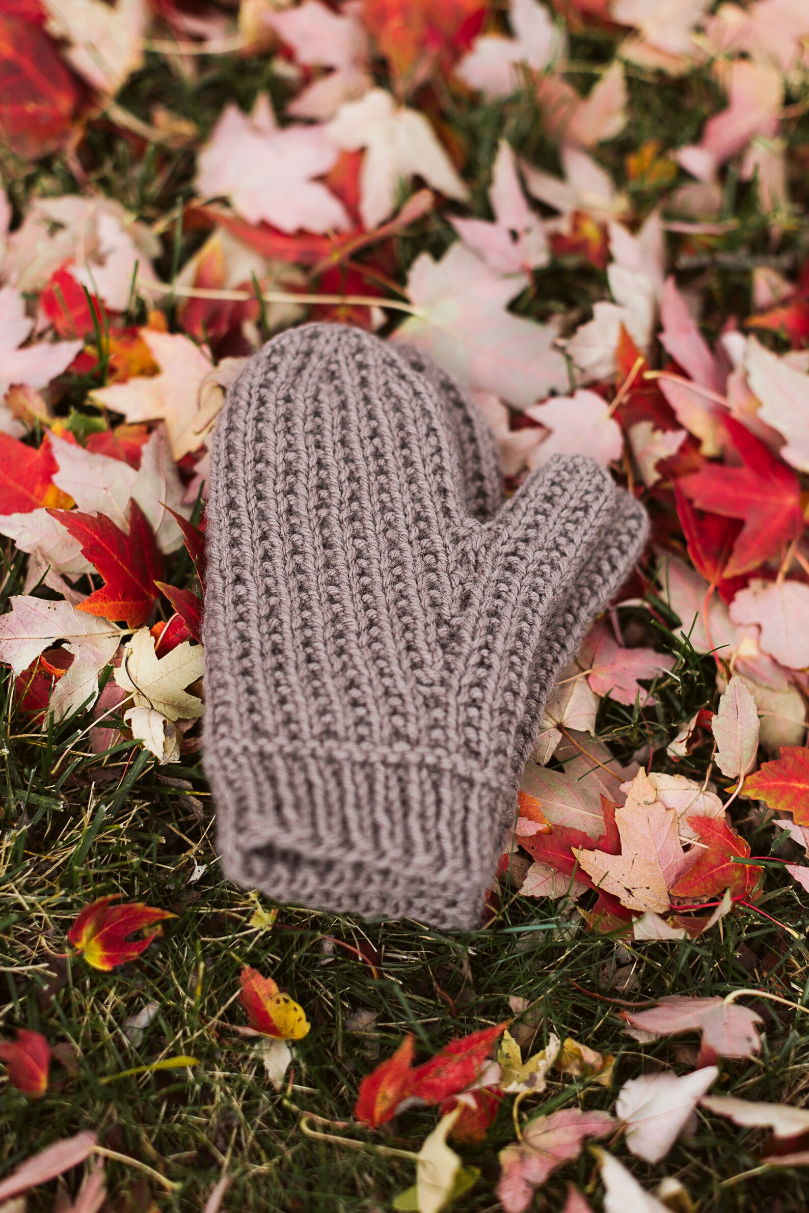 KNITTING PATTERN // Seeded Rib Mittens // Men & Womens Knitted Mittens ...