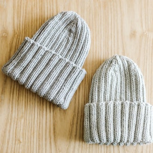 Beginner Ribbed Hat Knitting Pattern // Huckleberry // Quick & Easy ...