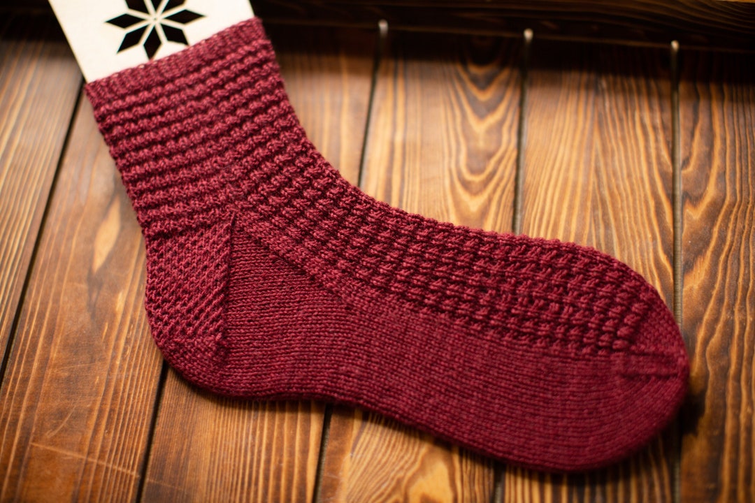 BEGINNER Socks Knitting Pattern / Easy Hand Knitted Socks / Juniper ...