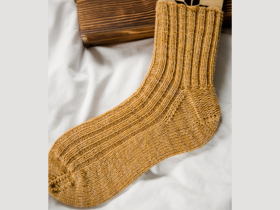KNITTING PATTERN // Glymur // Easy Ribbed Socks for Beginners // Quick ...