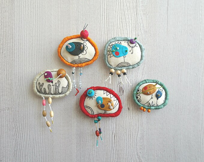 Fabric Pins, Fabric Brooches, Wearable Art, Unique Jewelry, Drawing ...