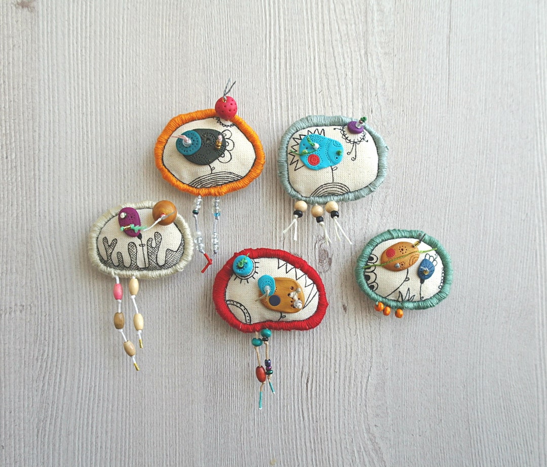 Fabric Pins, Fabric Brooches, Wearable Art, Unique Jewelry, Drawing ...