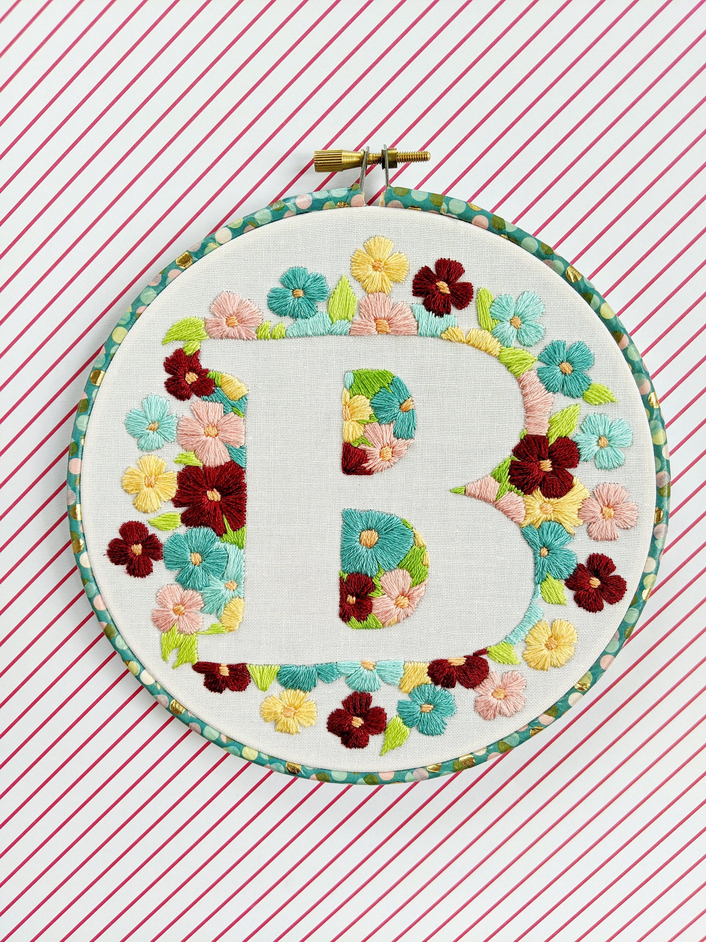 Hand Embroidery PDF Pattern. Pocket Full of Posies Monogram Design ...