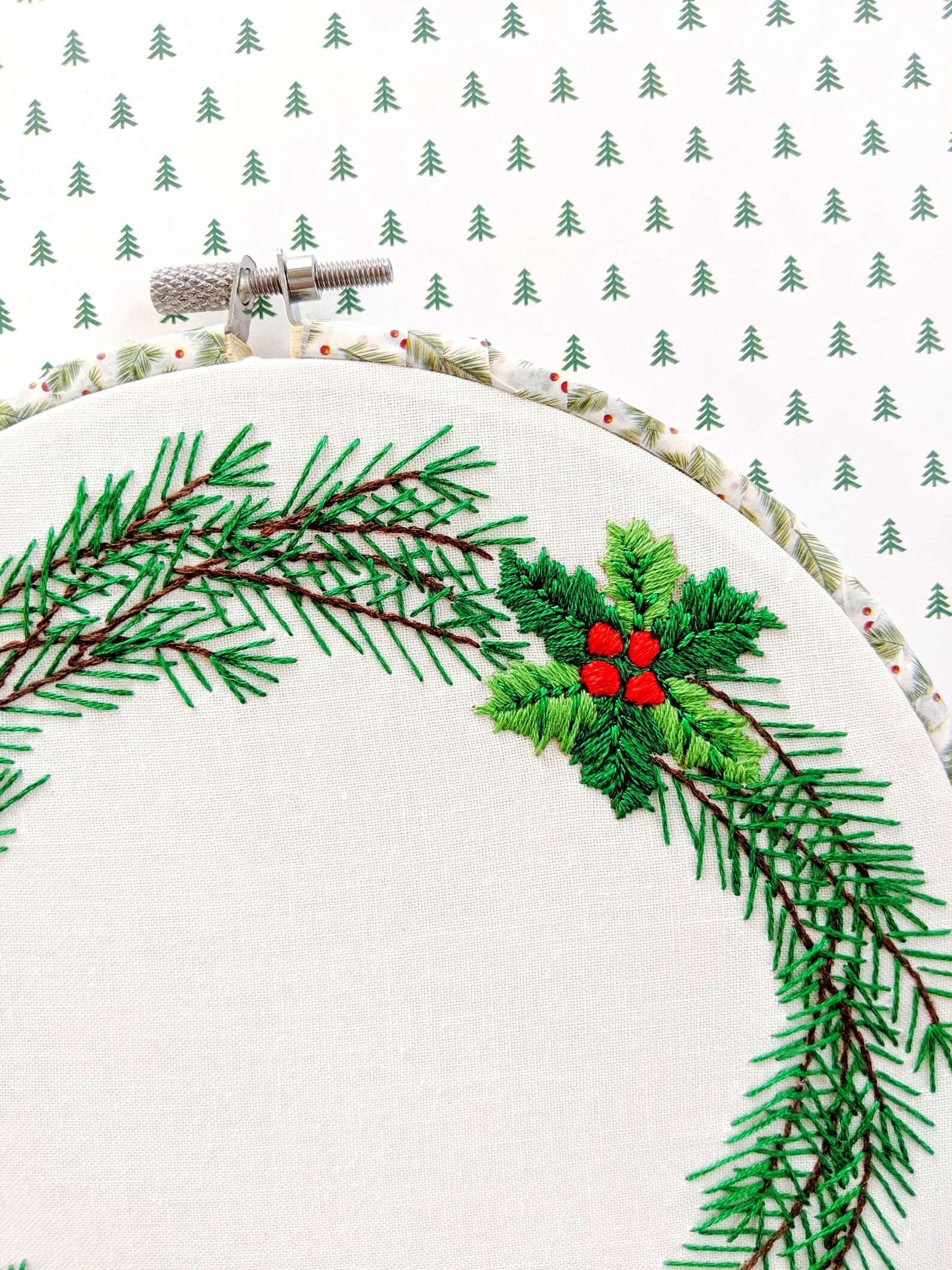 Hand Embroidery PDF Pattern Happy Holly-day Wreath Digital - Etsy
