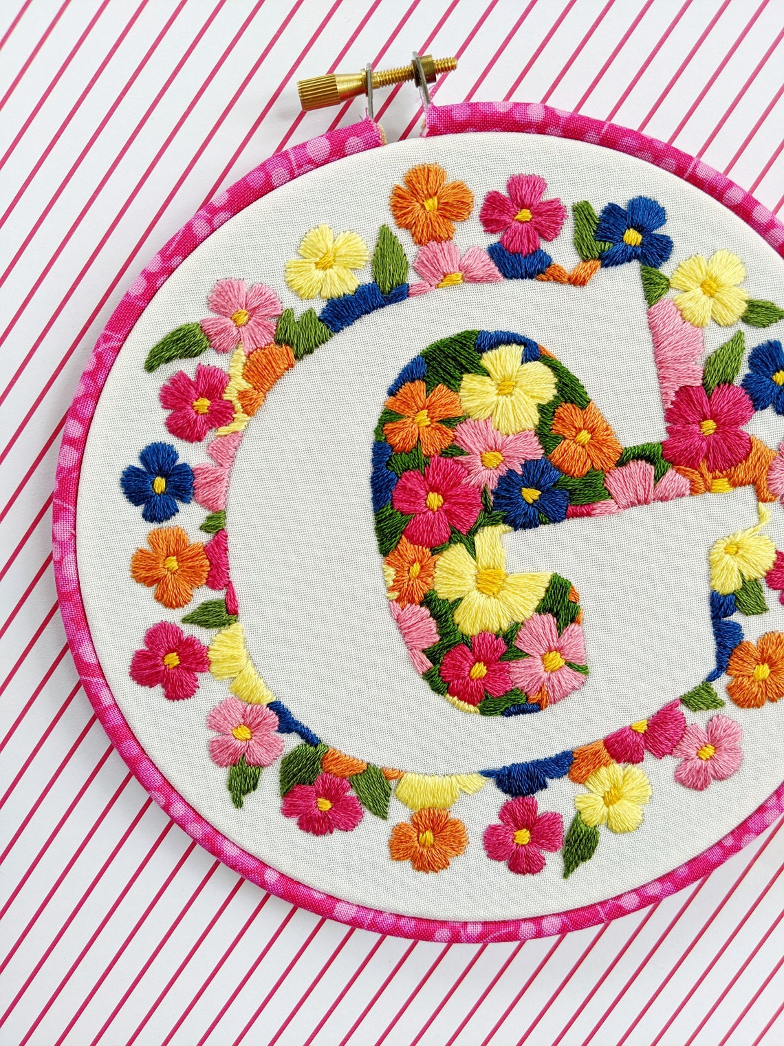 Hand Embroidery PDF Pattern. Pocket Full of Posies Monogram | Etsy