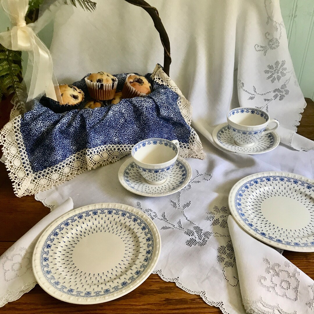 Tea for Two Set in Vintage Copeland Spode Ermine Pattern. Two Trios ...