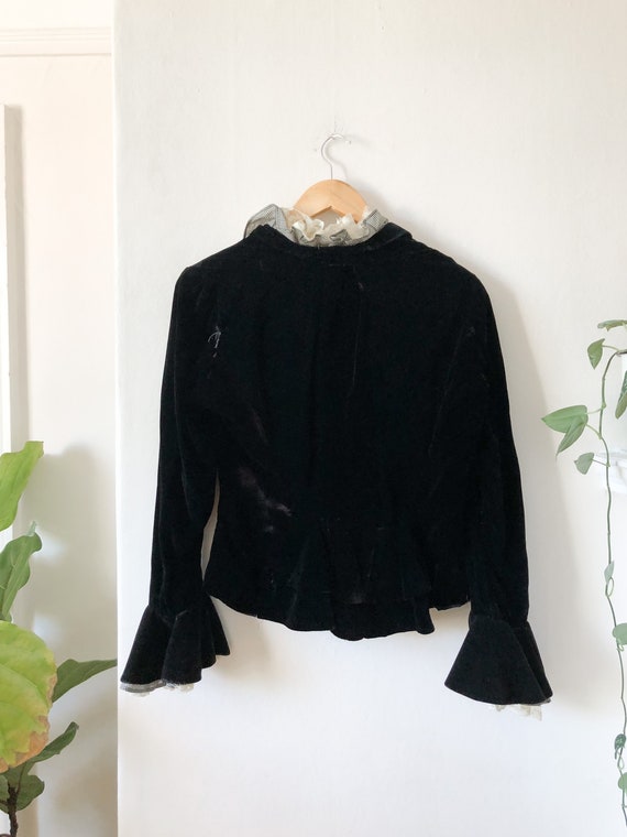 Vintage 1900s Victorian Black Velvet Jacket with Bonn… - Gem